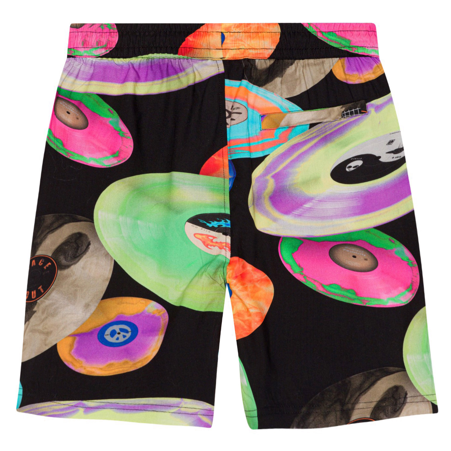 Avart - Records Dark - Knælange sorte shorts i blødt viskose med et ...