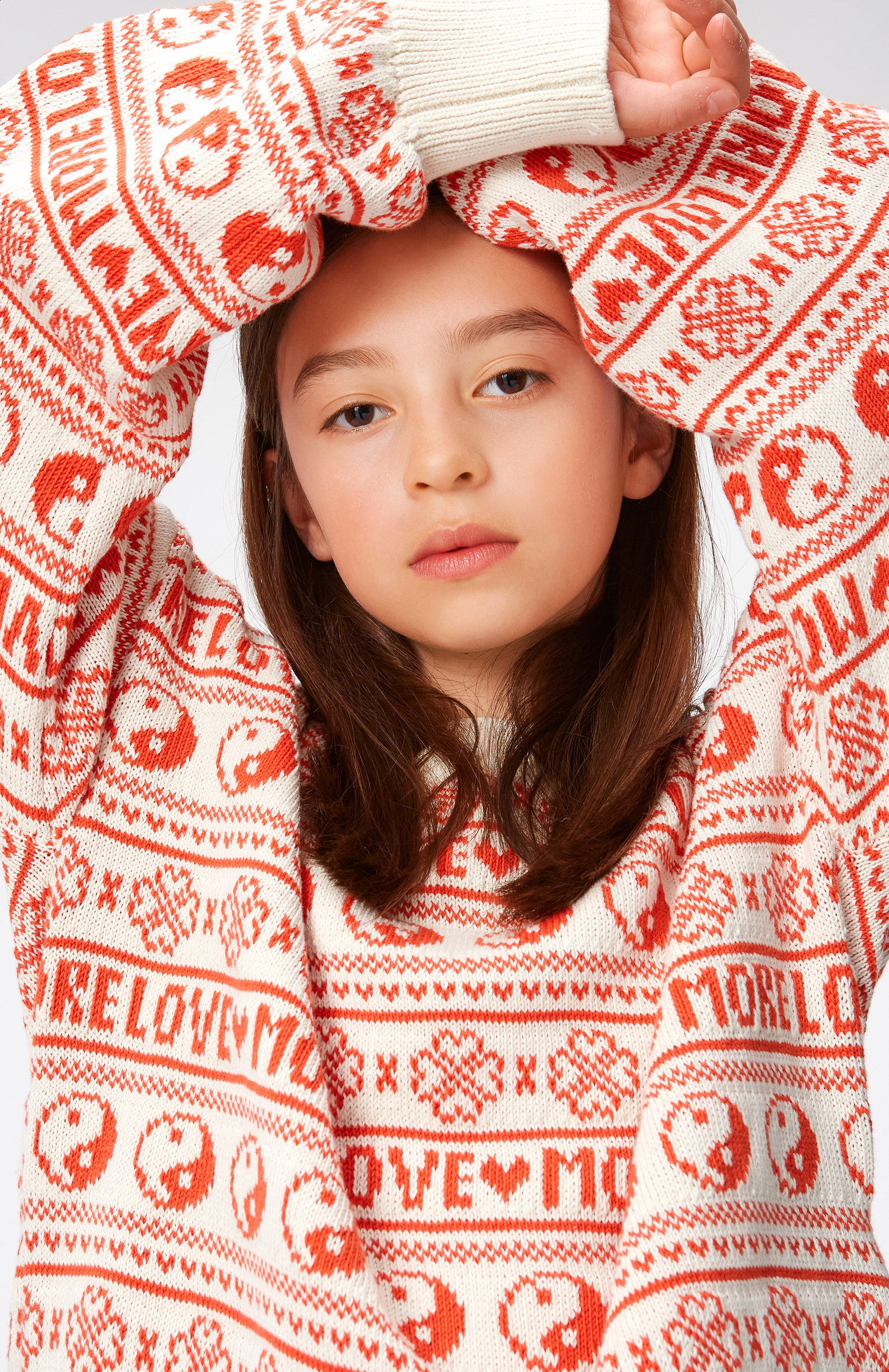 Gerrie - Yin Yang Knit - Off-white, knit jumper with red yin/yang ...